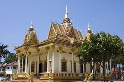 Language: Khmer, French