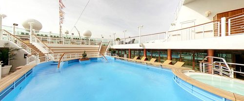 Oasis Pool