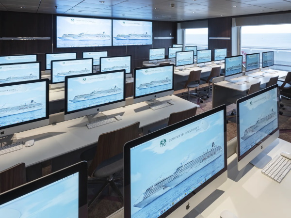 Computer University at Sea